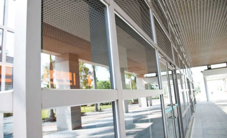 How To Convert Standard Windows Into Bullet-Resistant Windows | Riot Glass