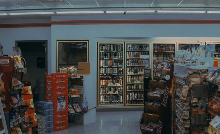 Convenience Store Safety and Security Tips